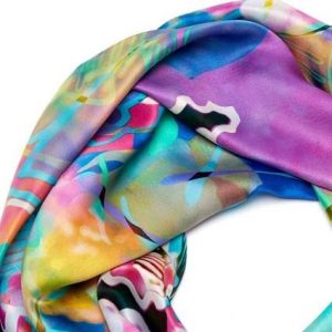 13 Types of Scarf Fabric | Different Scarf Materials and Their Pros & Cons