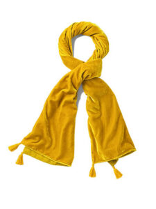 13 Types of Scarf Fabric | Different Scarf Materials and Their Pros & Cons